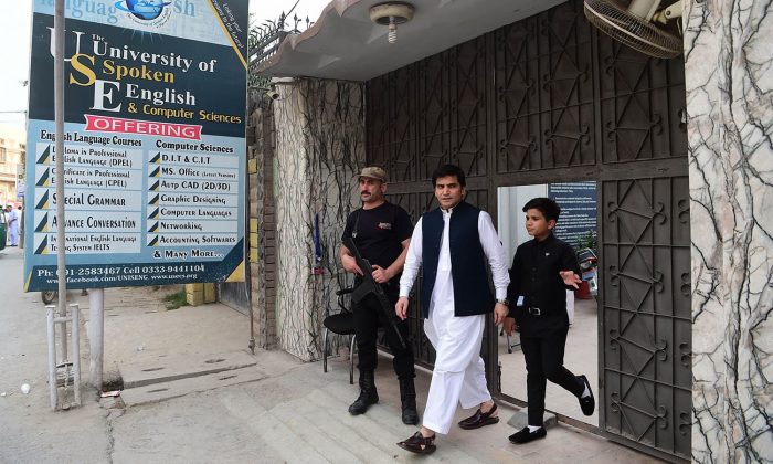 Meet Hammad Safi: The Youngest Motivational Speaker - YupLife