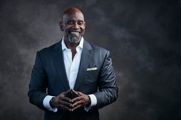 From Homeless to a Multi-Millionaire: Chris Gardner Never Give Up - YupLife