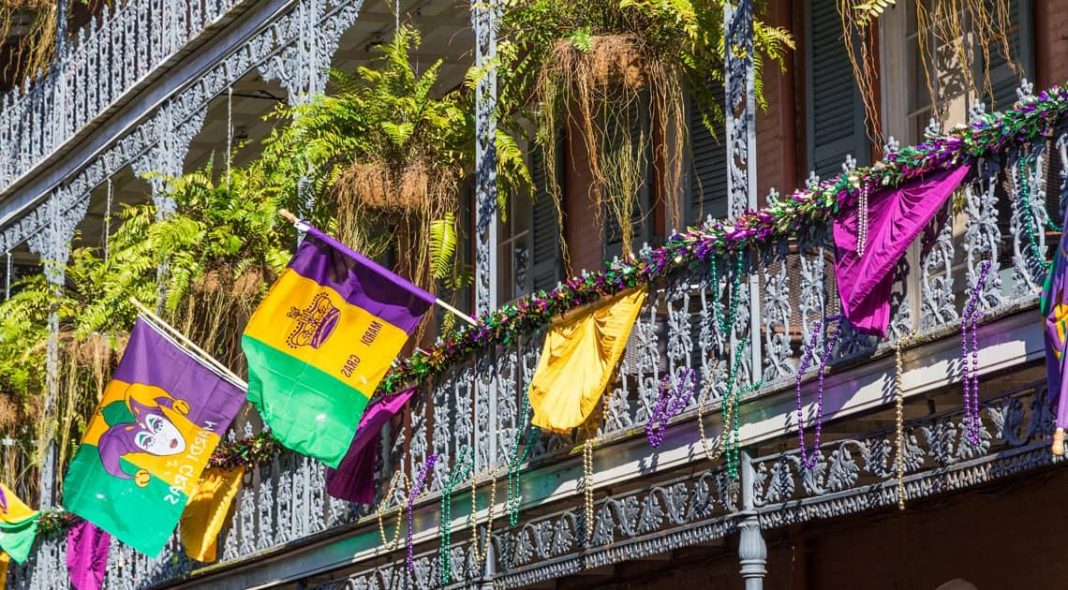 The History of Famous Mardi Gras Traditions - YupLife
