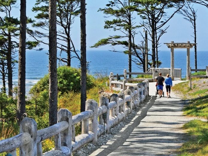 Top 10 Most Charming Seaside Towns in the USA - YupLife